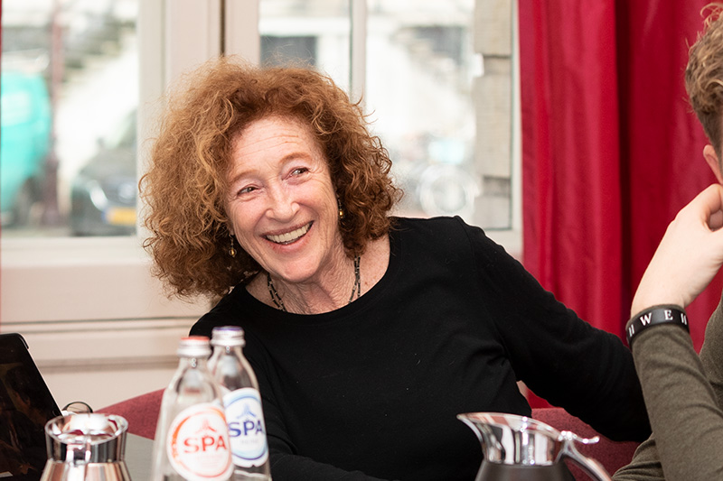 Reflecteren; over de vaardigheid. Een boeiend artikel van Carol Bloom ...